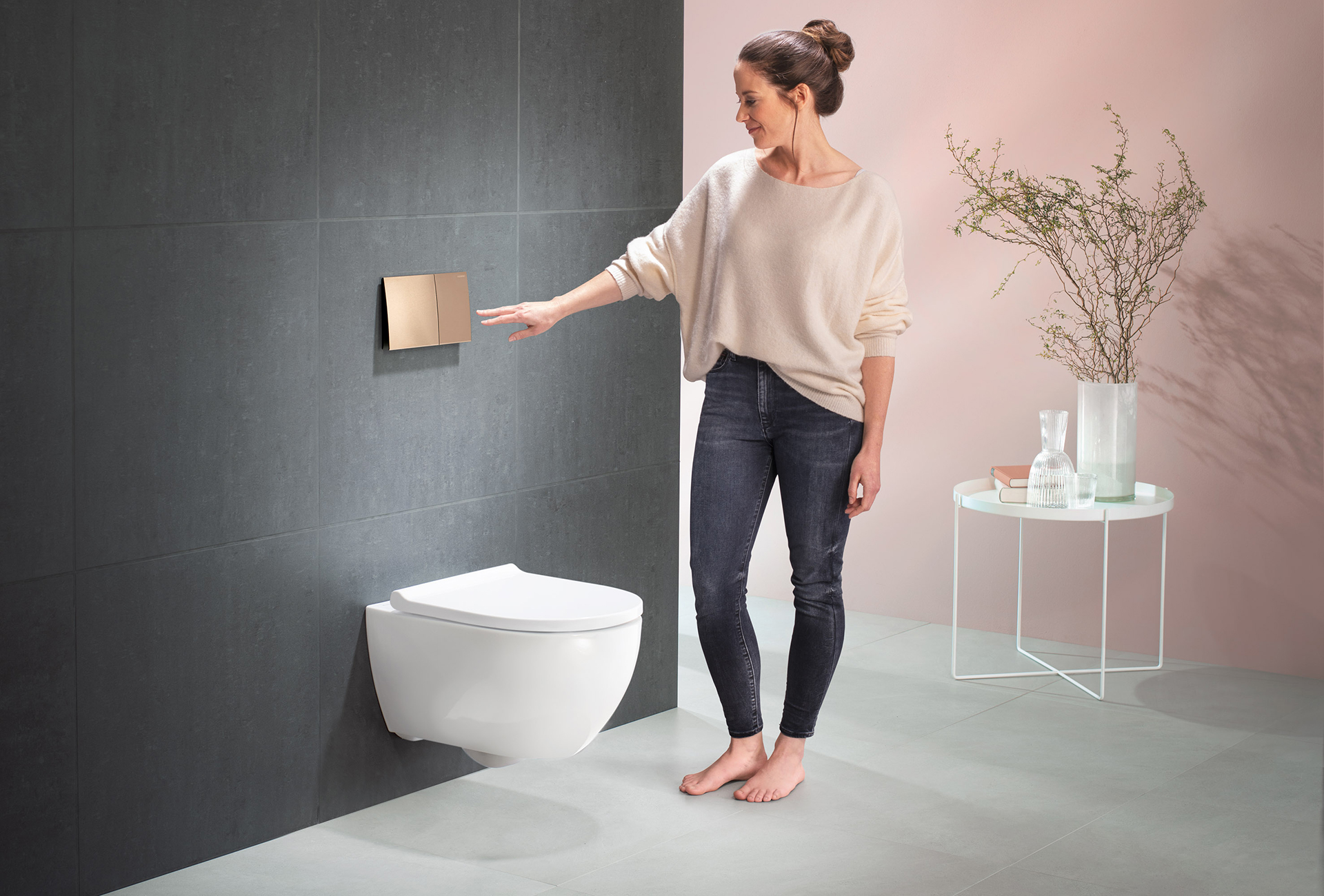 Neue TurboFlush-Spültechnik beim WC Acanto | Geberit - Stille ...